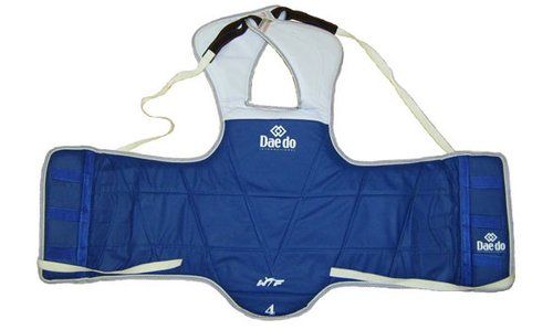 AKROSS Canada Taekwondo Supplies Daedo Reversible Chest Protector